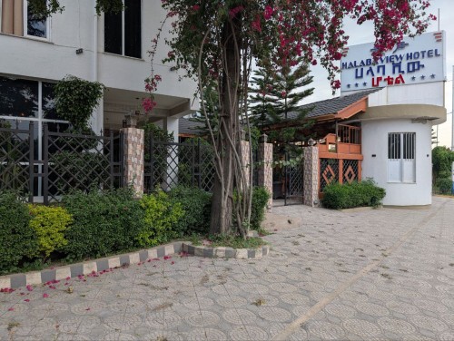 Minimum | Halaba View Hotel